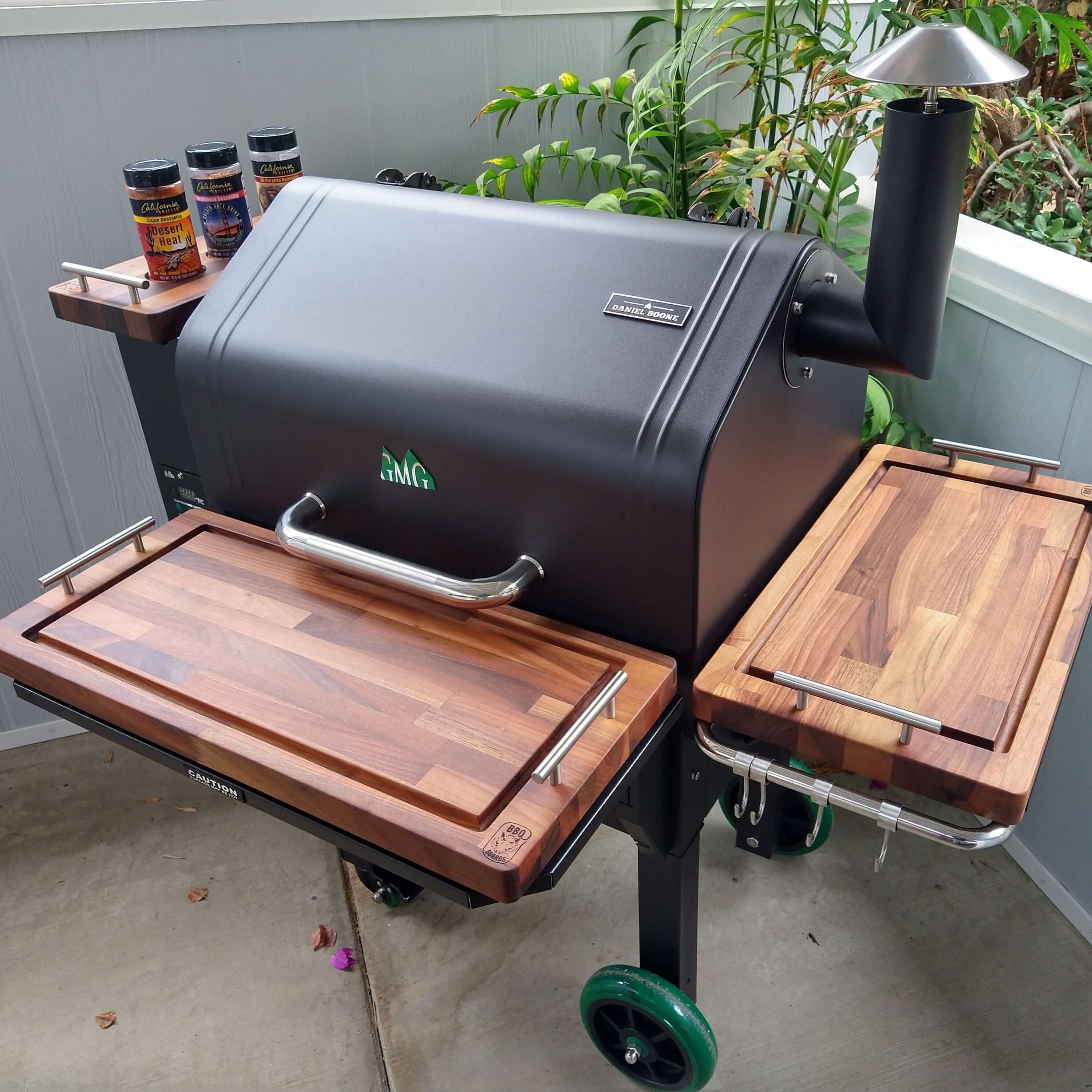 BBQ Boards® Custom Grill Boards and Cutting Boards